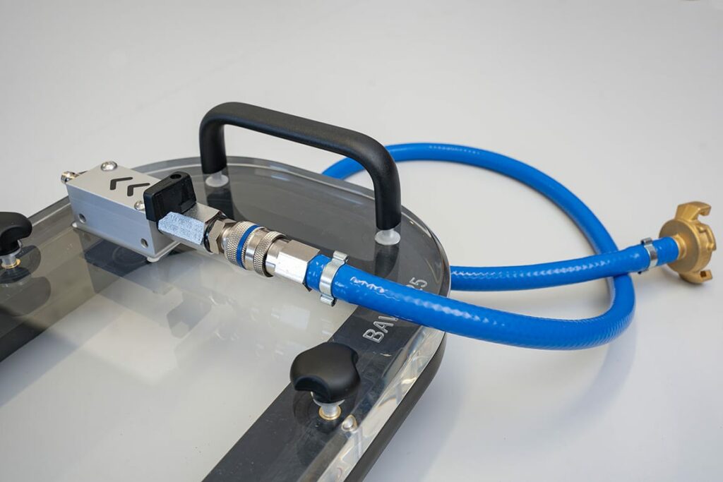 Internal right corner vacuum box BAV-4025 | Flying Vision